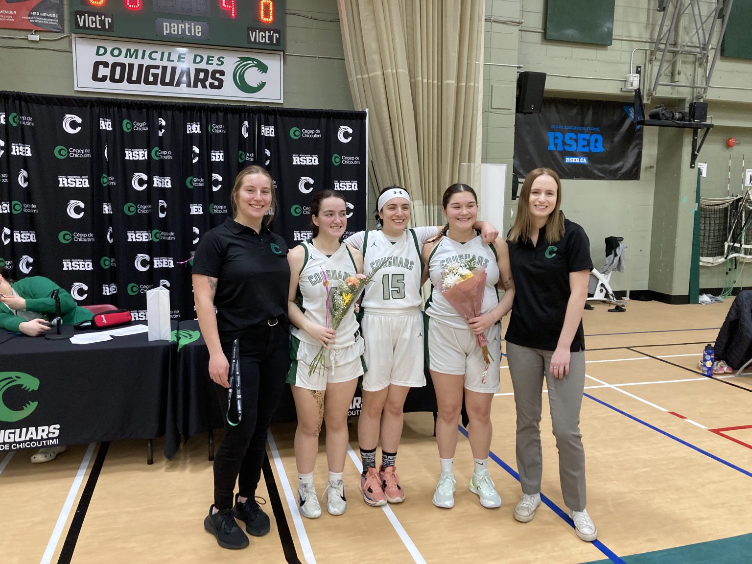 Les Couguars continuent sur leur lancée | Cégep de Chicoutimi